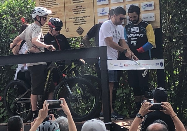 El recuerdo de Miguel Londoño quedará por siempre en el Bosque Popular ...